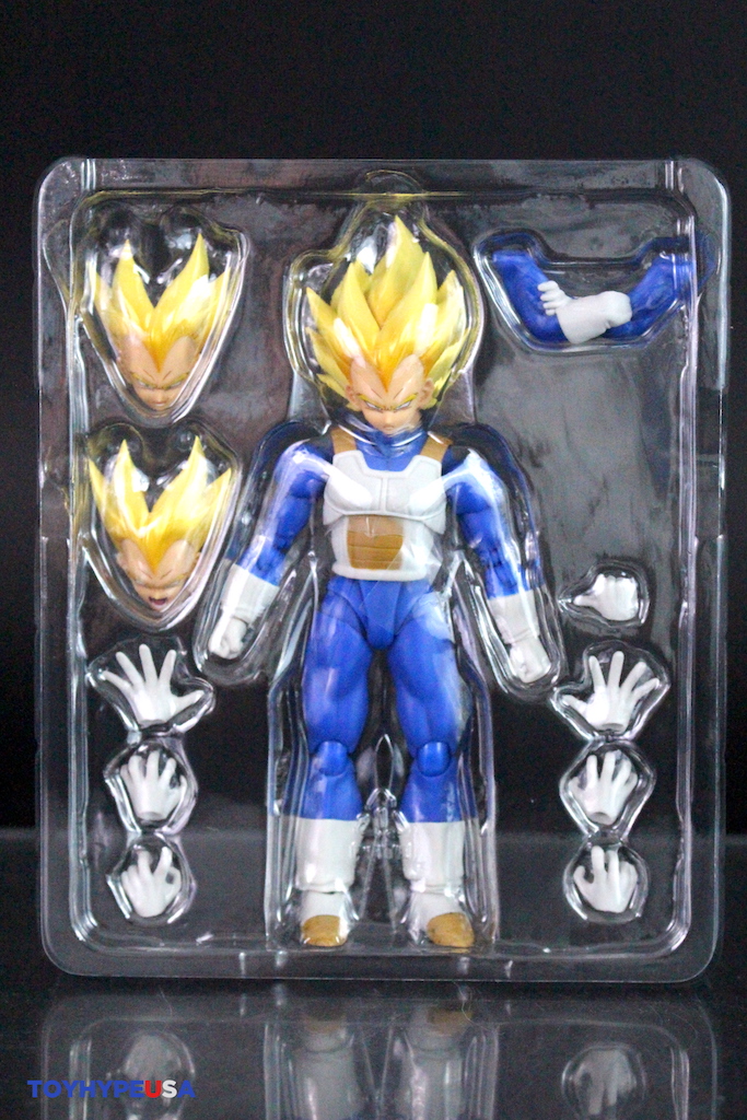 Bandai Collectibles - S.H. Figuarts Dragon Ball Z Super Saiyan Vegeta (Awakening Super Saiyan ...
