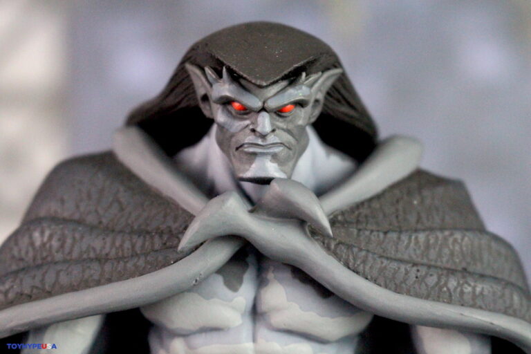 NECA Toys Disney's Gargoyles Ultimate Goliath (Video Game Version ...