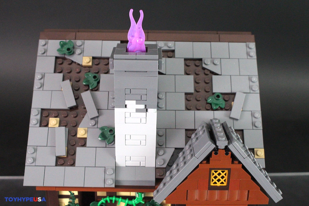 LEGO Ideas 21341 Disney Hocus Pocus: The Sanderson Sisters' Cottage Set ...