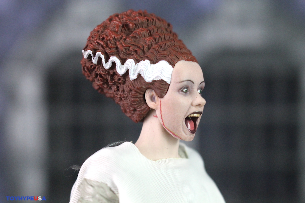 NECA Toys Universal Monsters Ultimate Bride of Frankenstein (In-Color ...