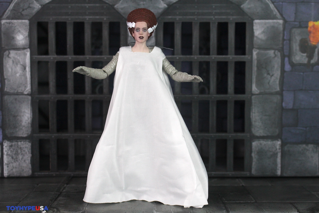 NECA Toys Universal Monsters Ultimate Bride of Frankenstein (In-Color ...