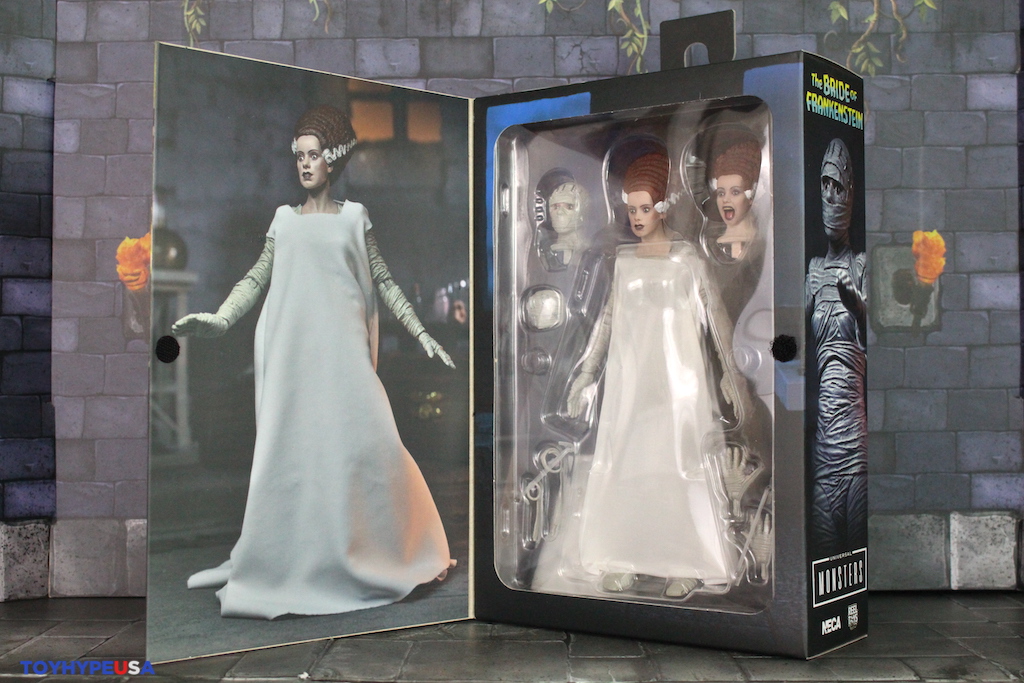 NECA Toys Universal Monsters Ultimate Bride of Frankenstein (In-Color ...