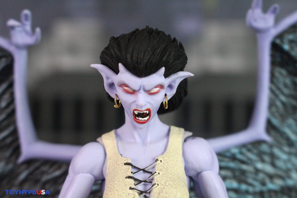 NECA Toys Disney's Gargoyles Ultimate Angela Figure Review