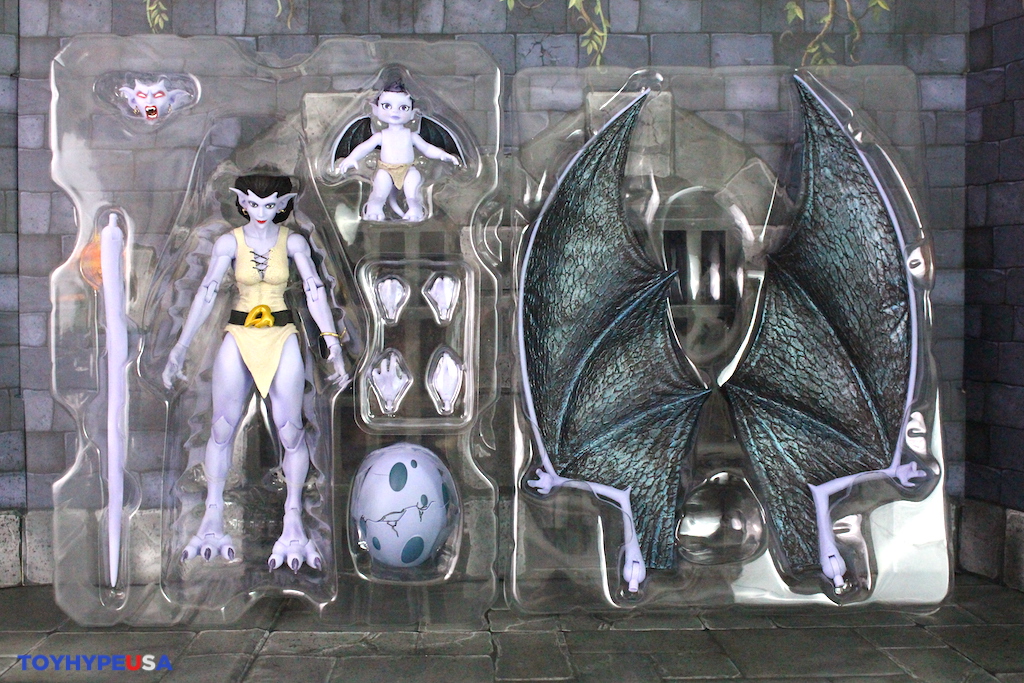 NECA Toys Disney's Gargoyles Ultimate Angela Figure Review