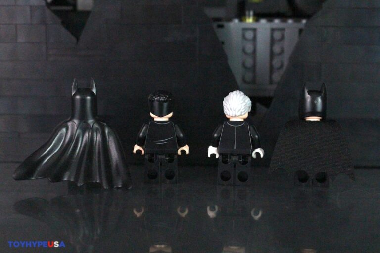 LEGO DC Batman Batcave - Shadow Box 76252 Set Review