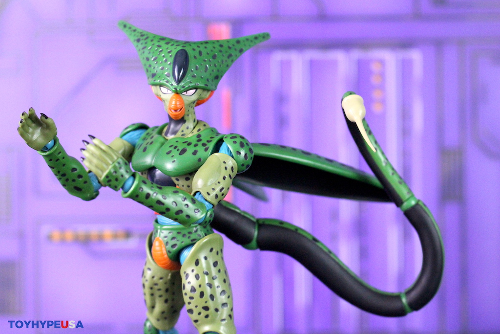 S.H. Figuarts Dragon Ball Z Cell 1st Form Figure Review