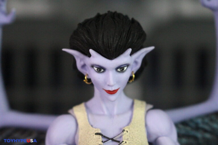NECA Toys Disney's Gargoyles Ultimate Angela Figure Review