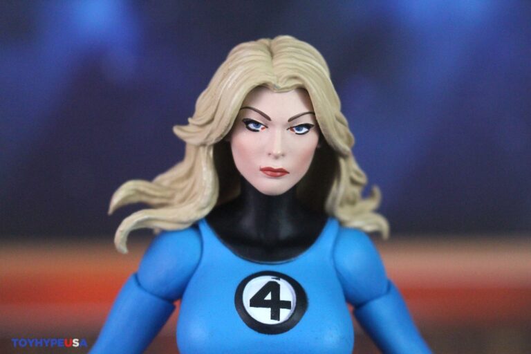 Diamond Select Toys Marvel Select Fantastic Four Invisible Woman Figure ...