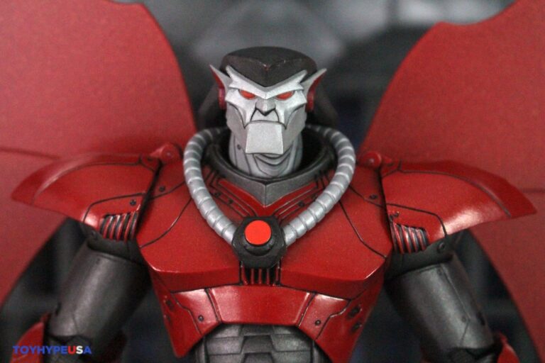 NECA Toys Disney's Gargoyles Ultimate Armored Xanatos Figure Review