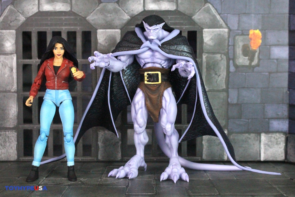 NECA Toys Disney's Gargoyles Ultimate Elisa Maza Figure Review