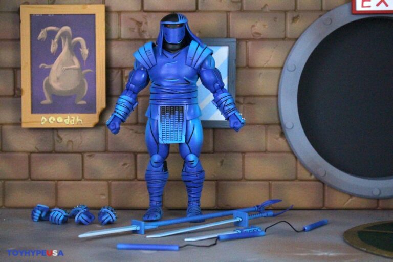 NECA Toys Teenage Mutant Ninja Turtles (Mirage Comics) Foot Enforcer ...