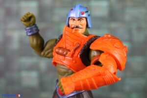 Mattel - Masters of the Universe Masterverse New Eternia Man-At-Arms ...