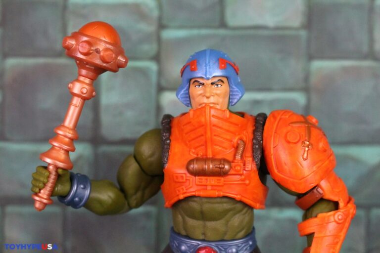 Mattel - Masters of the Universe Masterverse New Eternia Man-At-Arms ...