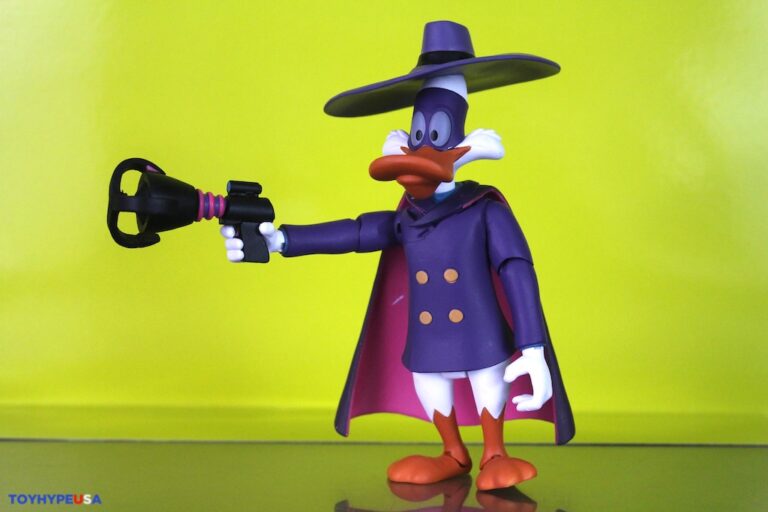 Diamond Select Toys Disney's Darkwing Duck & Negaduck Deluxe Figures Review