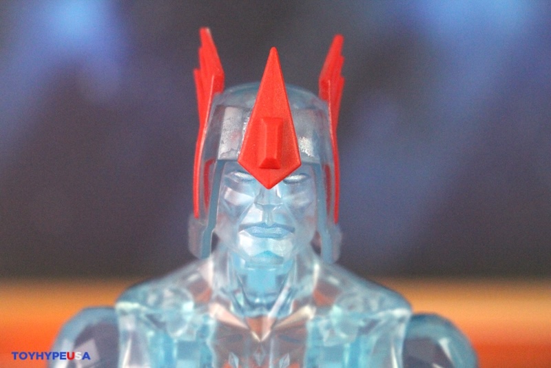 Hasbro Marvel Legends The Saga of Crystar - Marvel's Crystar Figure Review