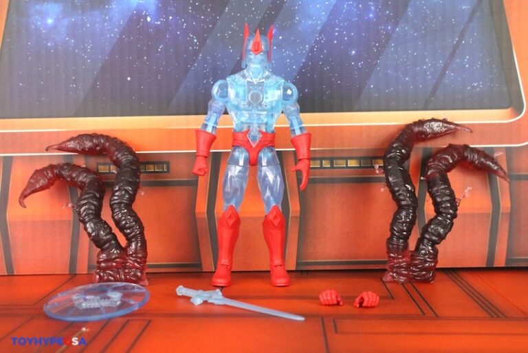 Hasbro Marvel Legends The Saga of Crystar - Marvel's Crystar Figure Review