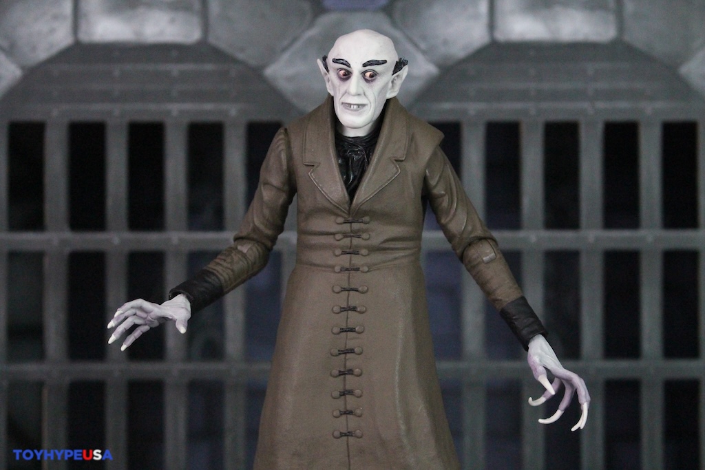 NECA Toys Nosferatu A Symphony of Horror - Ultimate Count Orlok Figure ...