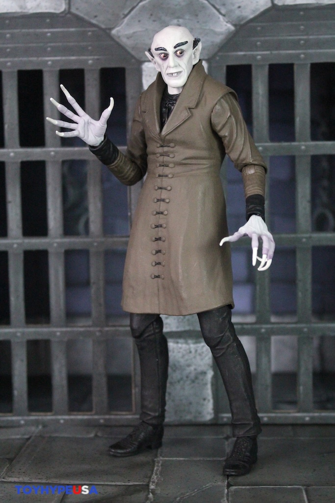 NECA Toys Nosferatu A Symphony of Horror - Ultimate Count Orlok Figure ...