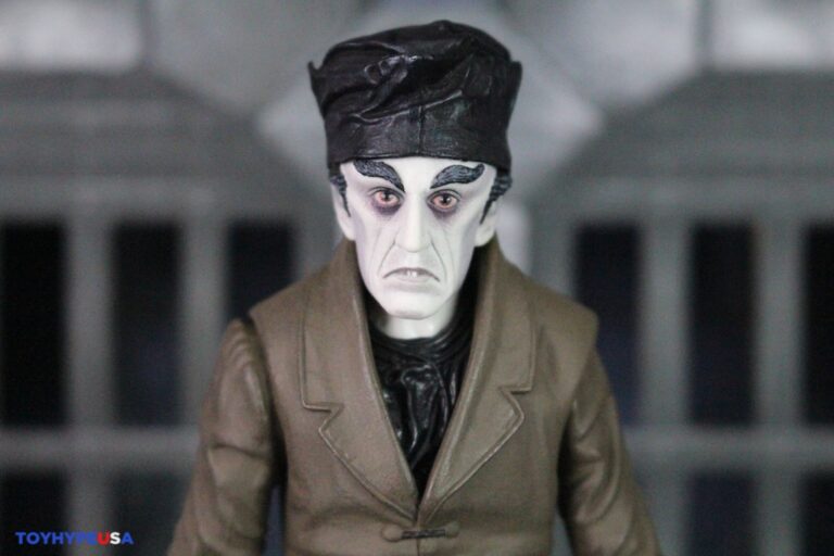 NECA Toys Nosferatu A Symphony of Horror - Ultimate Count Orlok Figure ...