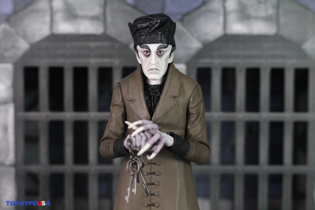 NECA Toys Nosferatu A Symphony of Horror - Ultimate Count Orlok Figure ...