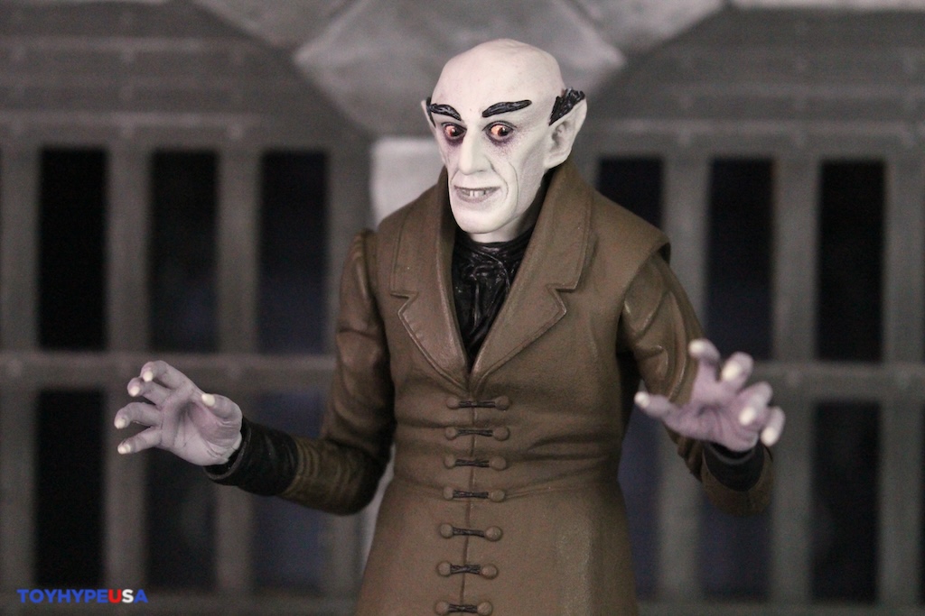 NECA Toys Nosferatu A Symphony of Horror - Ultimate Count Orlok Figure ...
