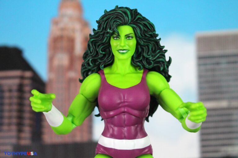 Hasbro Marvel Legends Iron Man Retro She-Hulk Figure Review