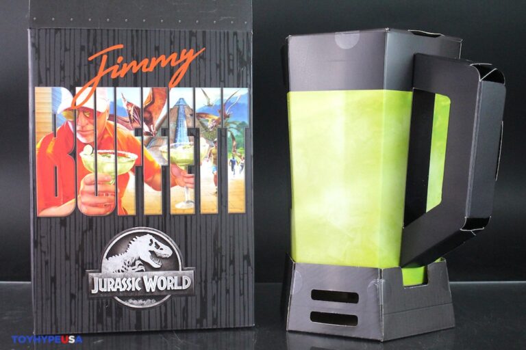 Mattel San Diego Comic-Con 2024 Exclusive - Jurassic World Hammond ...