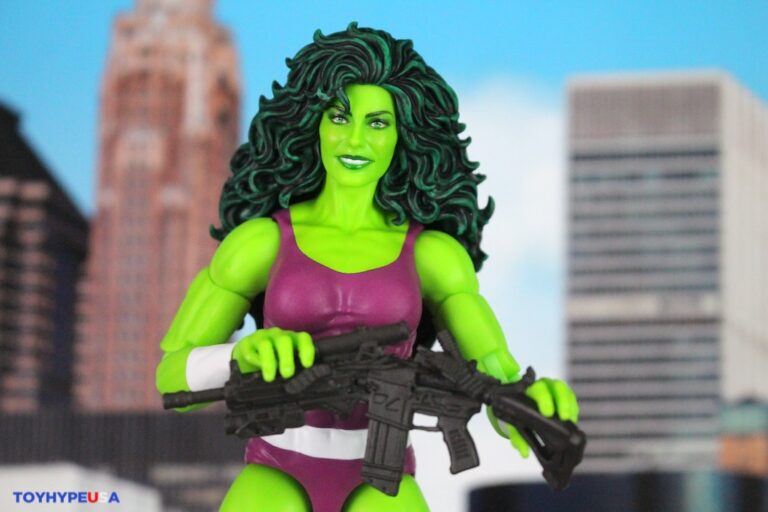 Hasbro Marvel Legends Iron Man Retro She-Hulk Figure Review