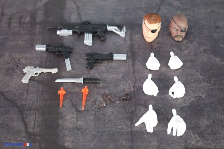 Hasbro Marvel Legends Captain America S.H.I.E.L.D. Dum Dum Dugan, Nick ...