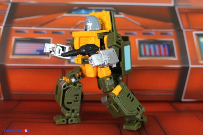 Hasbro Transformers Studio Series 86-22 Deluxe Brawn Figure Review