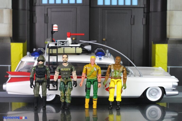 Hasbro Ghostbusters (1984) Plasma Series Ecto-1 Vehicle Review