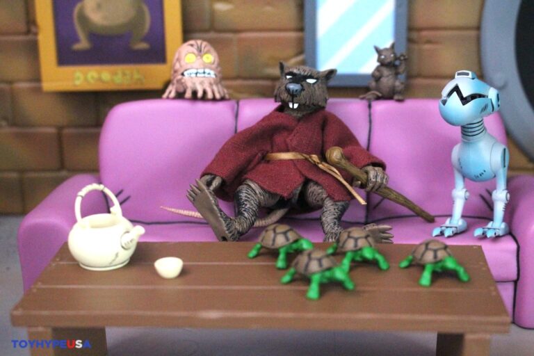 NECA Toys Teenage Mutant Ninja Turtles (Mirage Comics) Splinter Figure ...