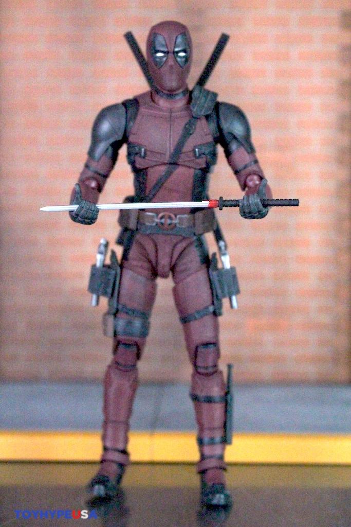 S.H. Figuarts Deadpool 2 - Deadpool Figure Review