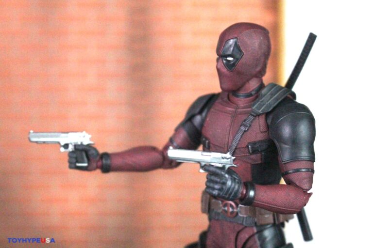 S.H. Figuarts Deadpool 2 - Deadpool Figure Review