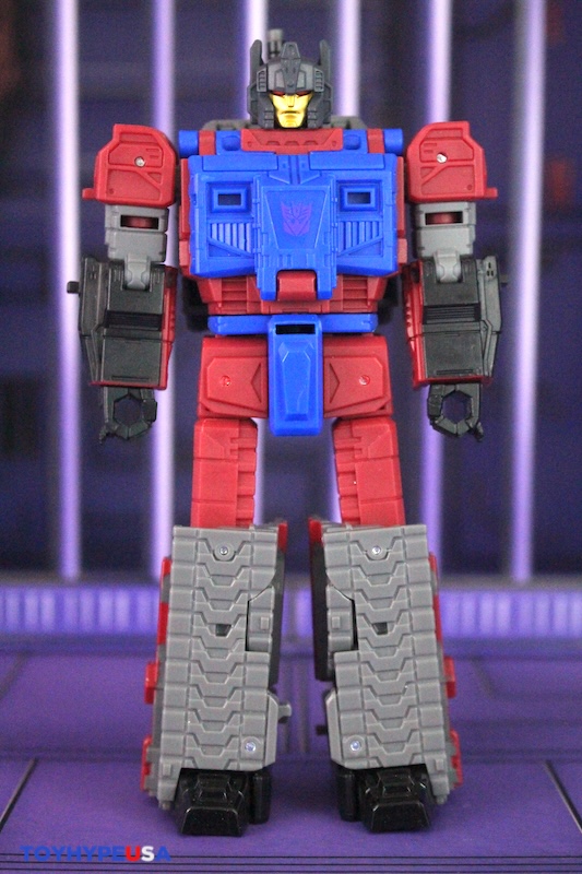 Hasbro Transformers: Legacy United Deluxe GI Universe Quake Figure Review