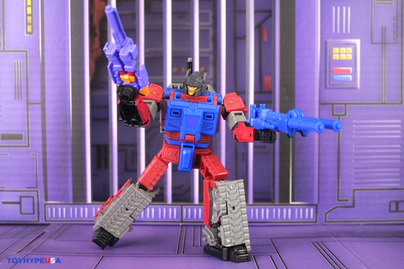Hasbro Transformers: Legacy United Deluxe GI Universe Quake Figure Review