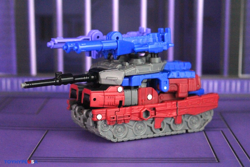 Hasbro Transformers: Legacy United Deluxe GI Universe Quake Figure Review