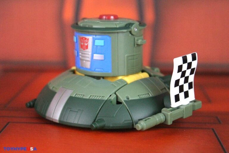 Hasbro Transformers: Legacy United Autobot Cosmos & Armada Universe ...