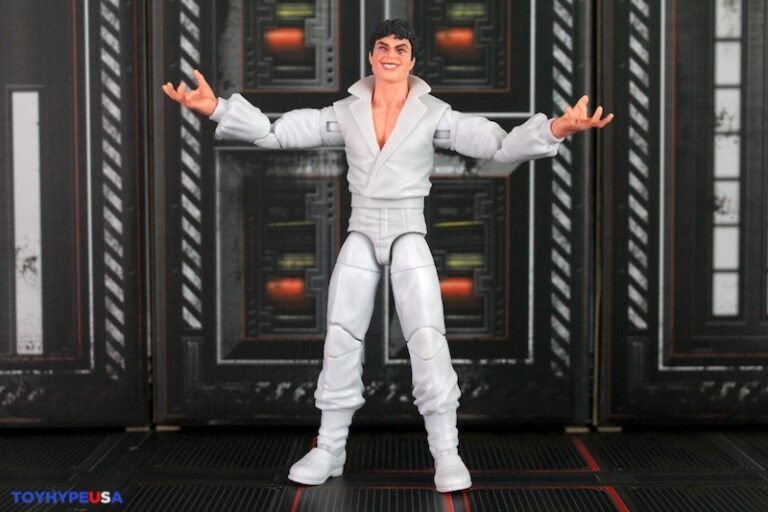 Hasbro Marvel Legends Secret Wars Beyonder Figure Review