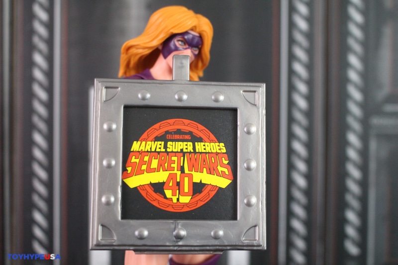 Hasbro Marvel Legends Secret Wars Captain America & Titania Figures Review