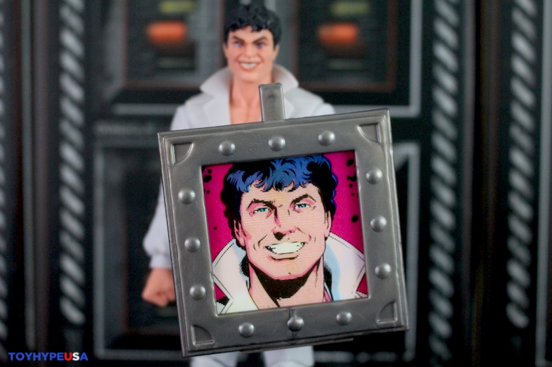 Hasbro Marvel Legends Secret Wars Beyonder Figure Review
