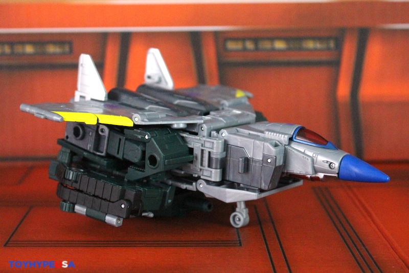 Hasbro Transformers: Legacy United Leader Class Overcharge Figure Review