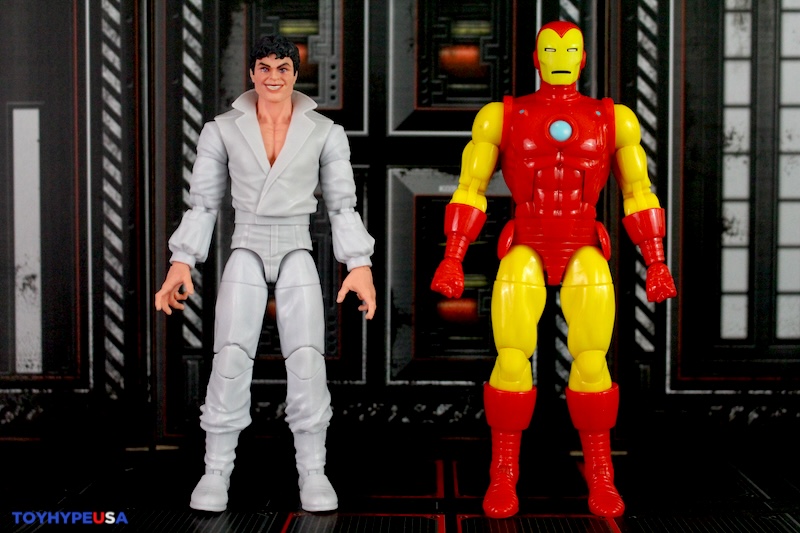 Hasbro Marvel Legends Secret Wars Beyonder Figure Review