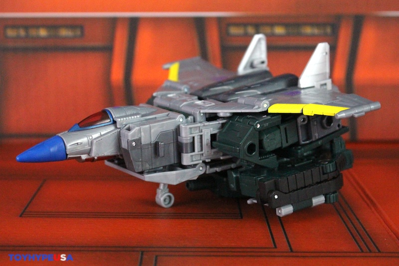 Hasbro Transformers: Legacy United Leader Class Overcharge Figure Review