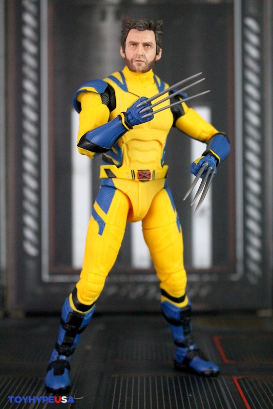 Hasbro Marvel Legends Deadpool & Wolverine - Wolverine Figure Review