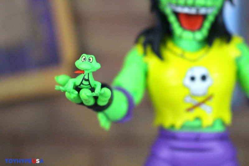 NECA Toys Teenage Mutant Ninja Turtles Adventures Mondo Gecko (Archie ...