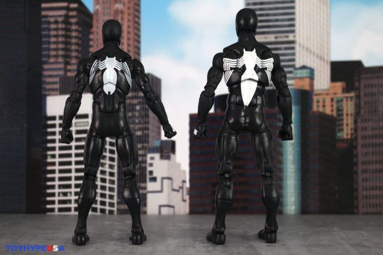 Hasbro Marvel Legends Secret Wars Spider-Man Figure Review