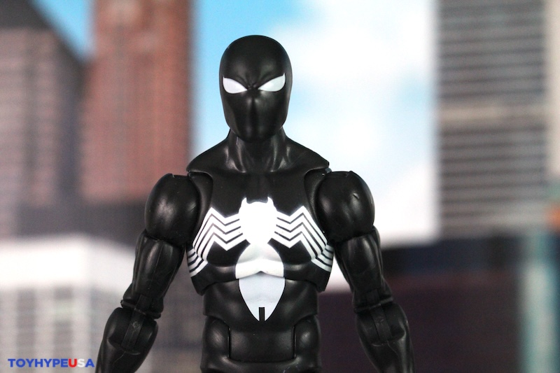Hasbro Marvel Legends Secret Wars Spider-Man Figure Review