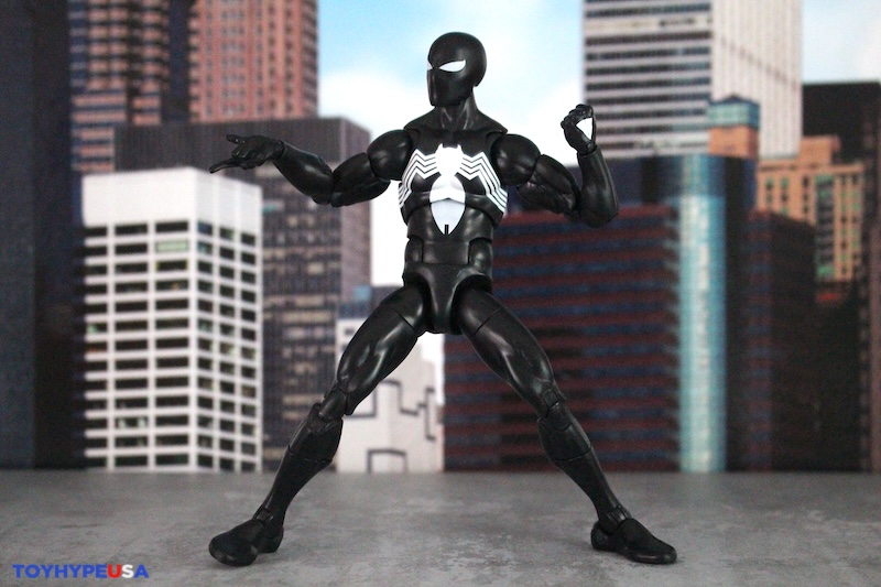 Hasbro Marvel Legends Secret Wars Spider-Man Figure Review