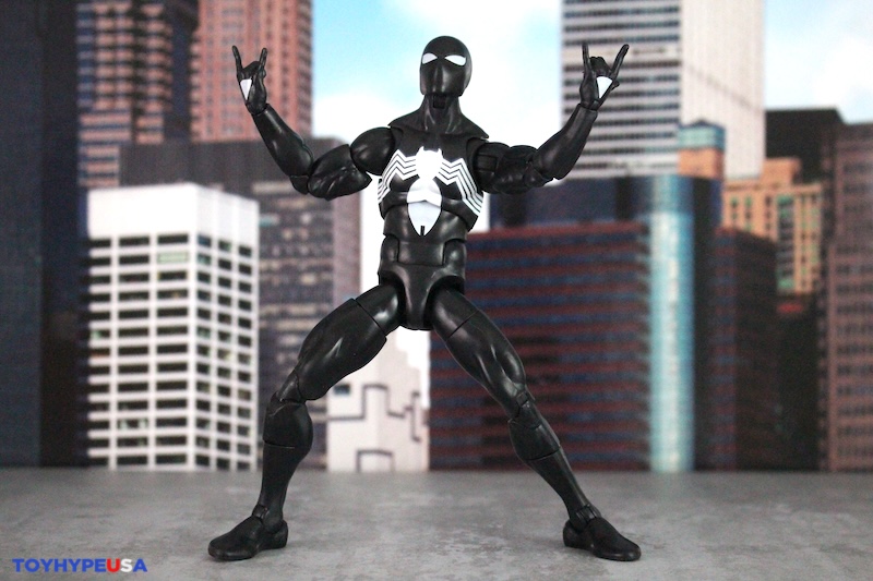 Hasbro Marvel Legends Secret Wars Spider-Man Figure Review